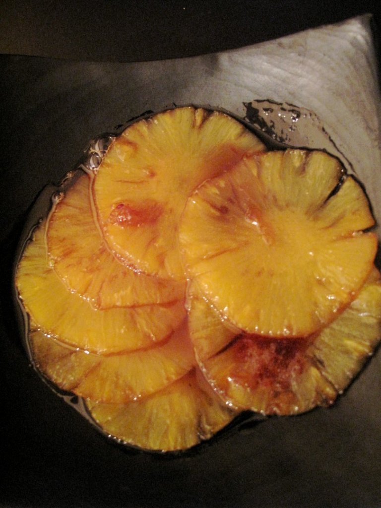 Ananas flambé au rhum